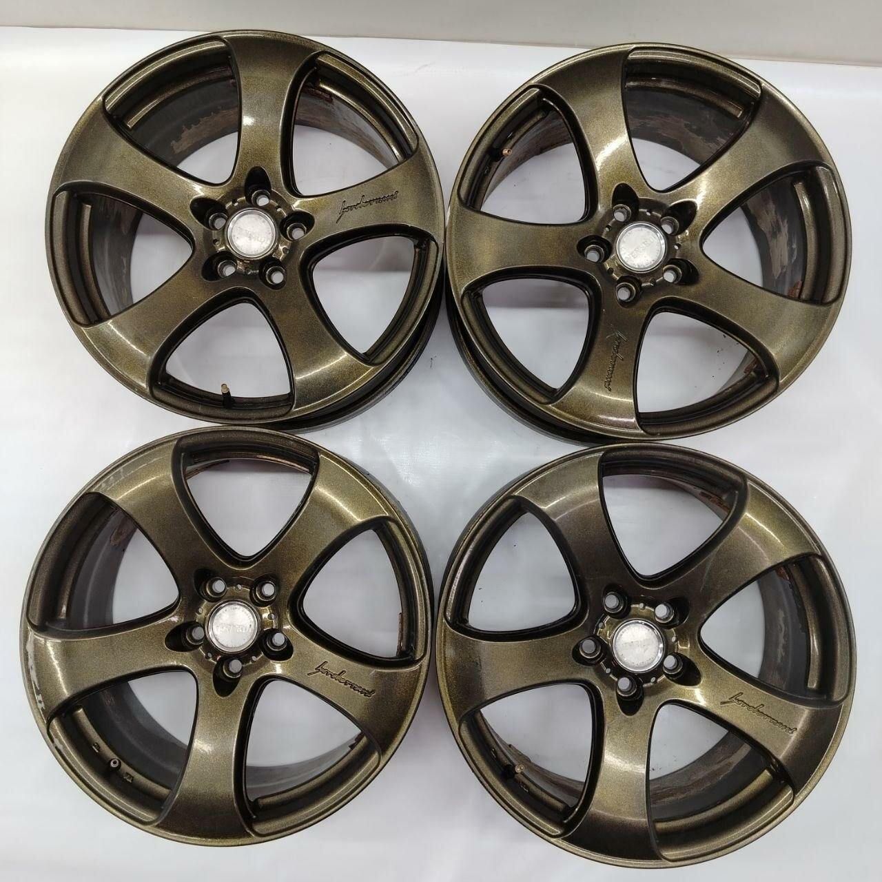 Колесные диски Replica 19x8.5 PCD 5x114.3 D71.6 ET42 (Реплика)