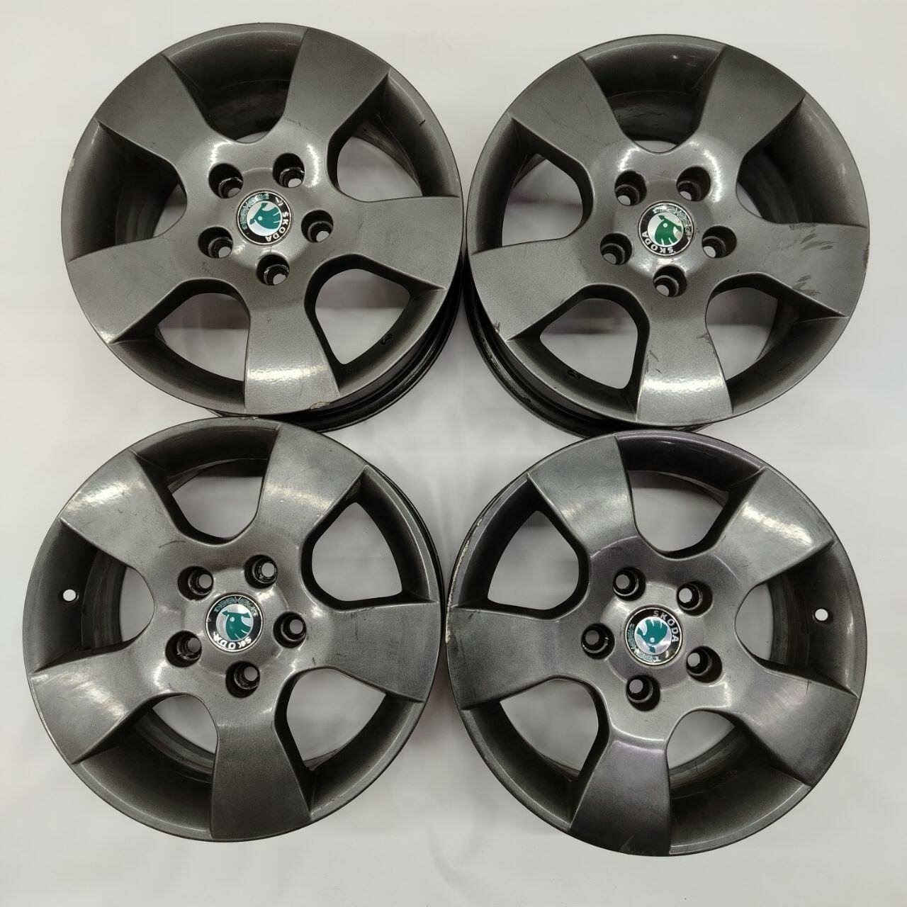 Колесные диски Skoda 15x6.5 PCD 5x112 D57.1 ET50 (оригинал)