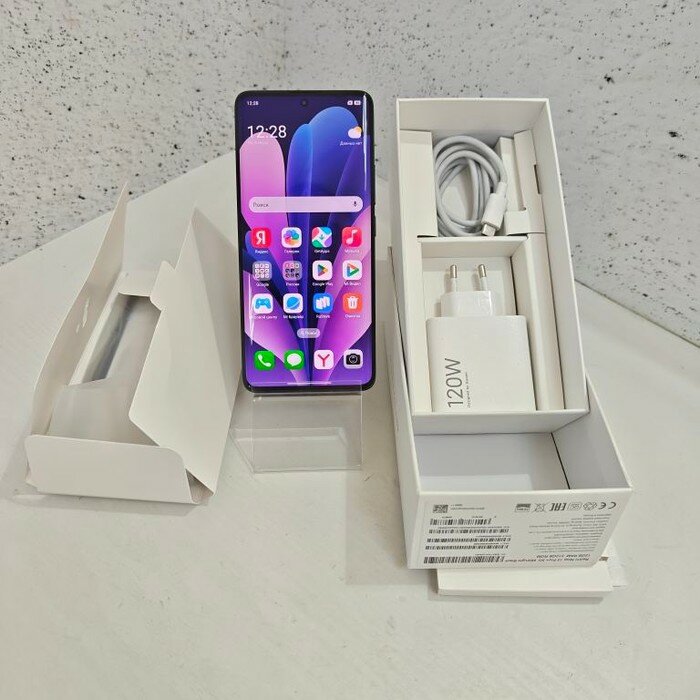 Смартфон Xiaomi Redmi Note 13 Pro+ 12/512 Черный