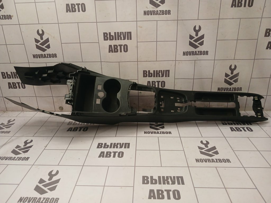 Консоль VW Polo Sed RUS 2011-2020