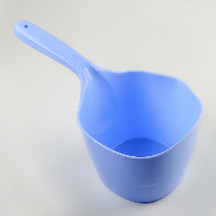 Ковш пластиковый, 2 л