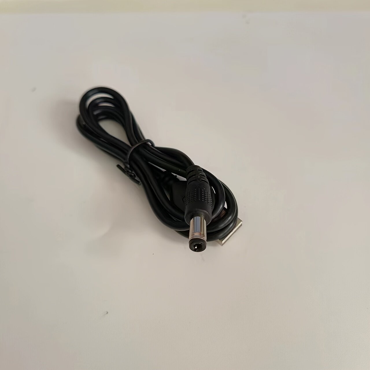 USB кабель повышающий напряжение 5V до 9V/12V, USB to DC