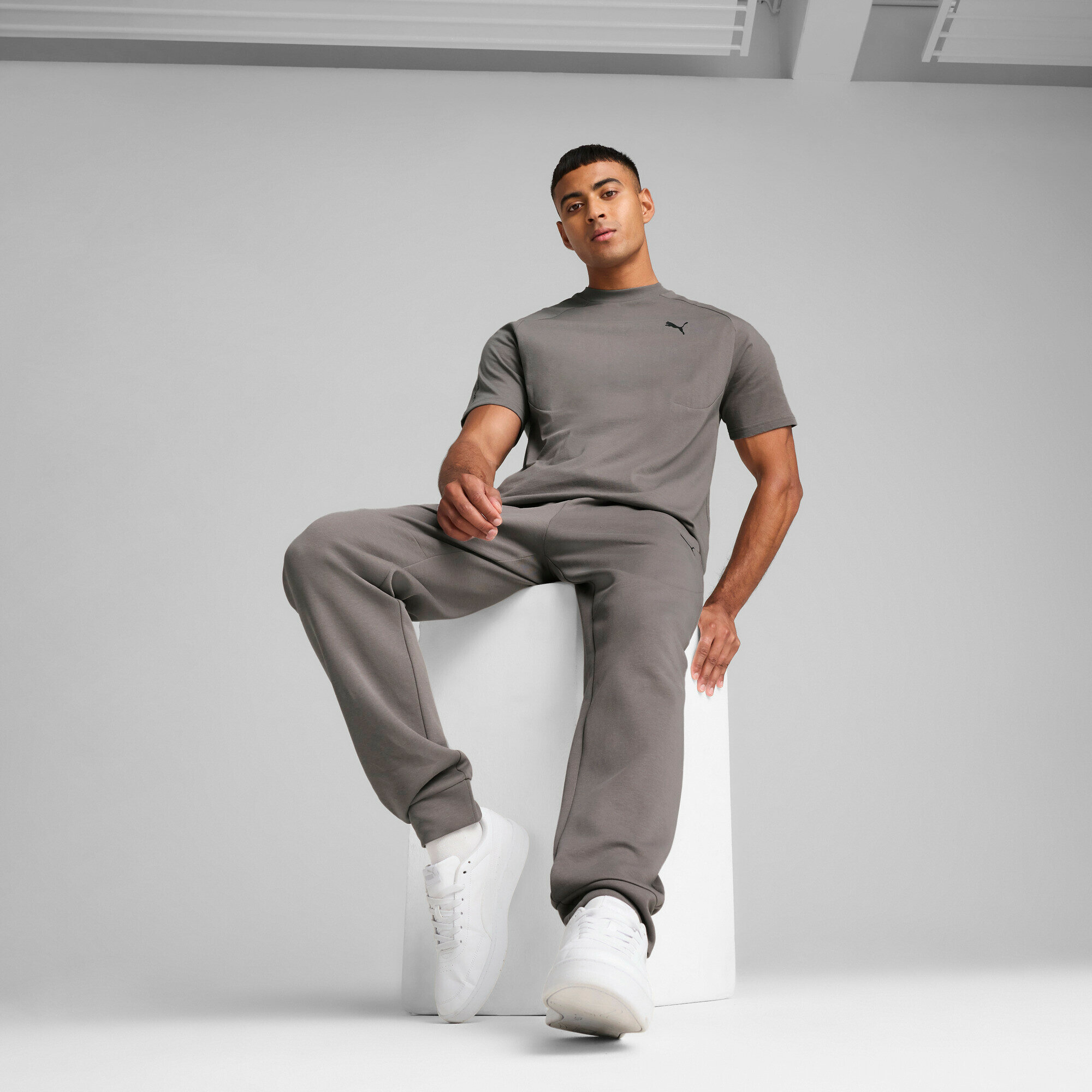 Брюки PUMA PUMATECH Pants, размер L, серый — фото 1
