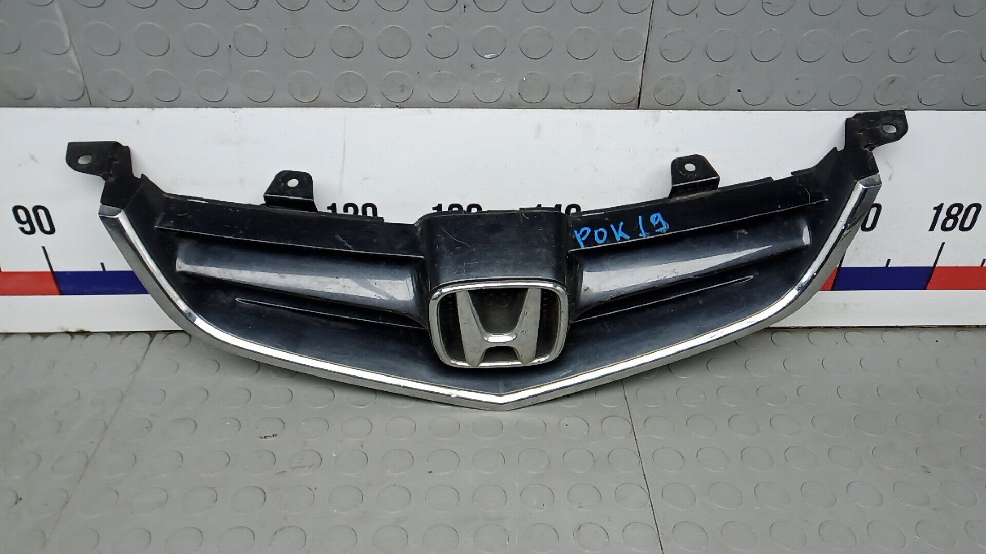 Решетка радиатора HONDA ACCORD 7