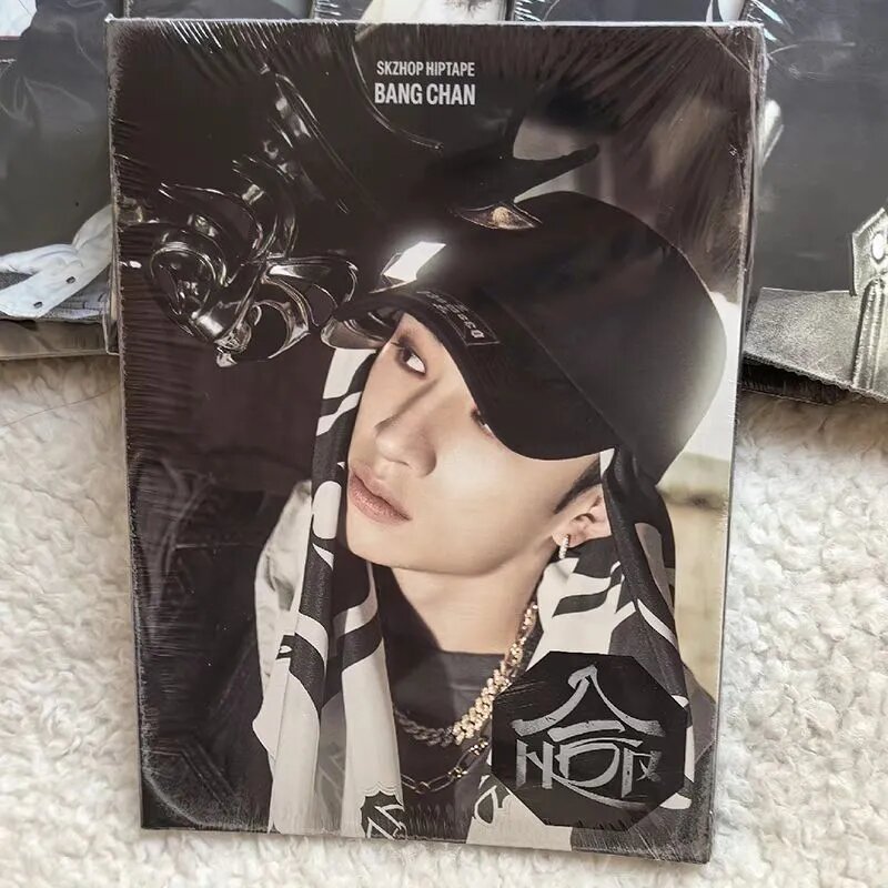 Альбом STRAY KIDS - SKZHOP HIPTAPE 'HOP' ACCORDION KARMA ALBUM (Bang Chan Edition)