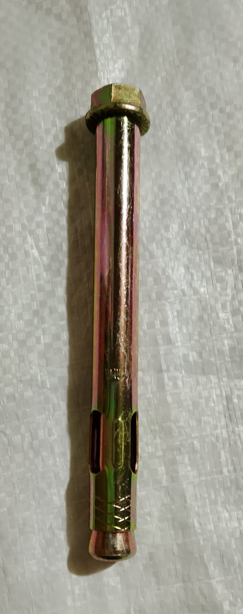 Анкер - болт с гайкой Ø 16 х 150 мм в комплекте 2 штуки.