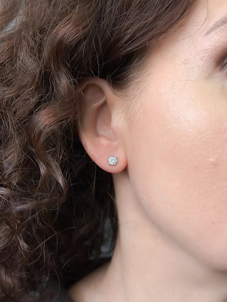 Серьги пусеты, серебро, 925 проба, родирование, фенакит