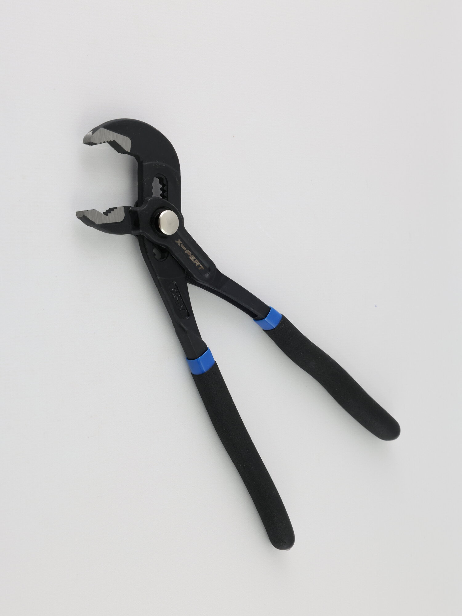 Клещи переставные с фиксатором X-PERT XP-205, 10" черные, 250мм, прорезиненные ручки