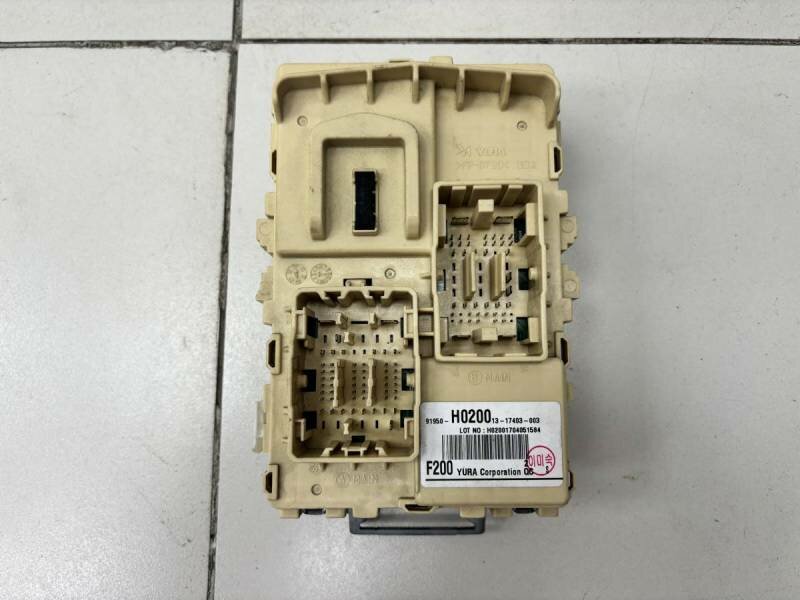 Блок предохранителей Kia Rio 4 FB 2017-2022