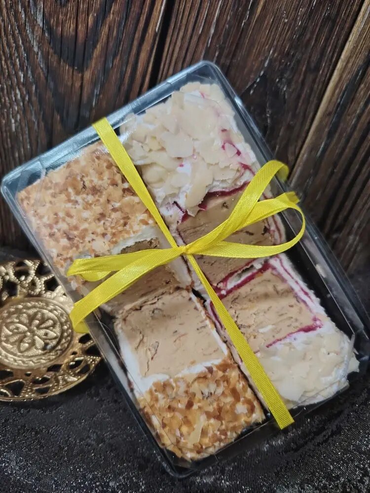 Подарочный набор лукума "Ассорти", с орехами, в подарочной упаковке, 500г