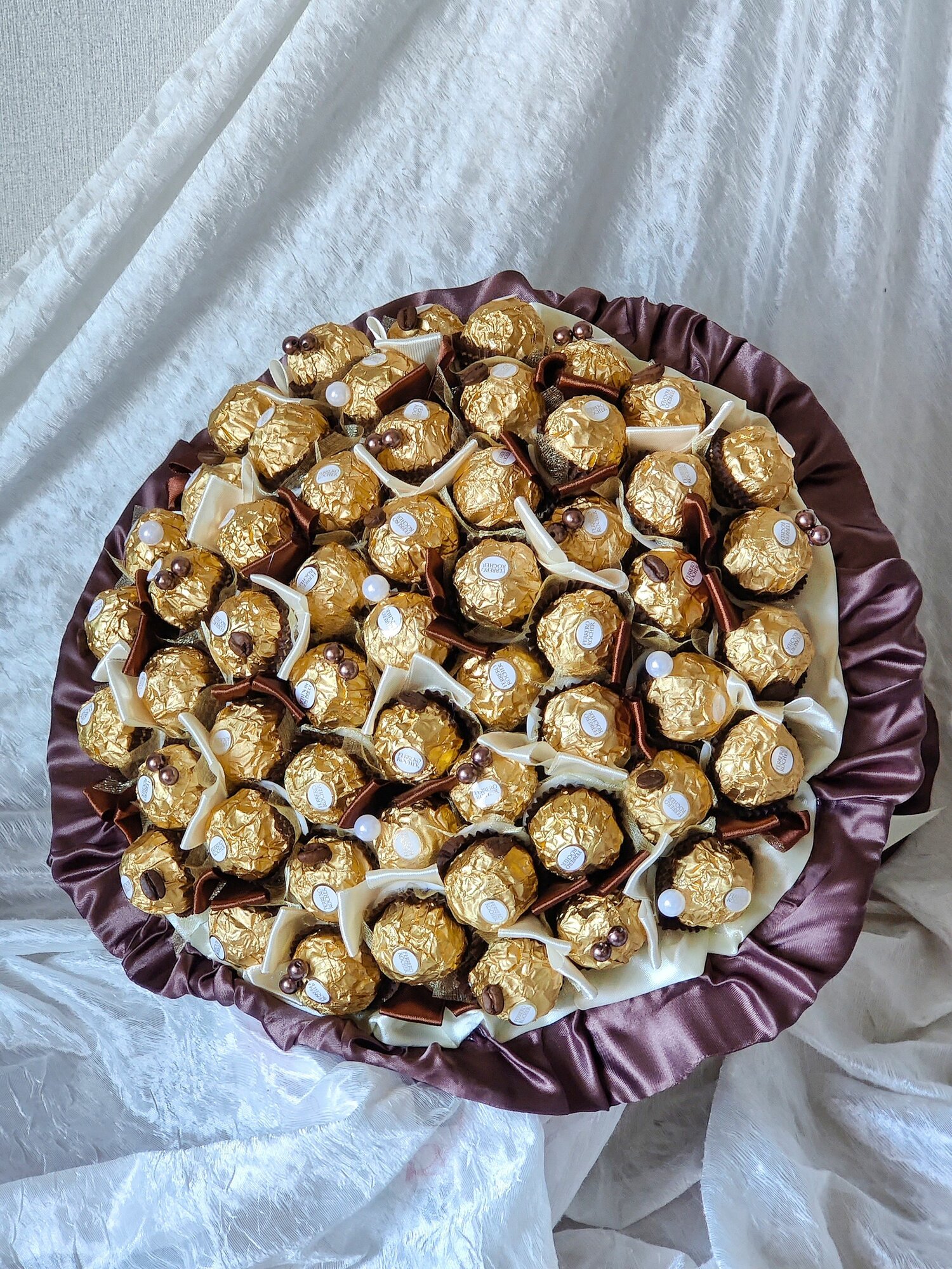 Шоколадный букет из Ferrero Rocher