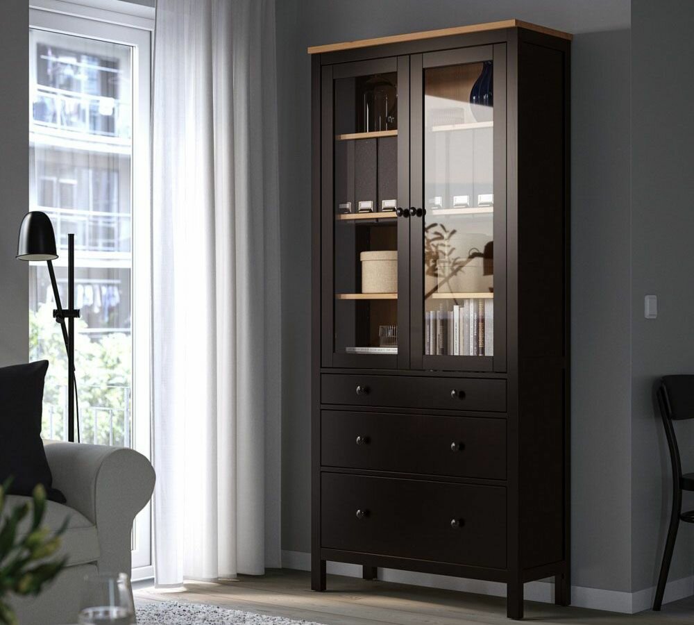 Шкаф витрина 3 ящика широкий HEMNES Кымор, массив сосны, цвет черный/светло-коричневый, (икеа)