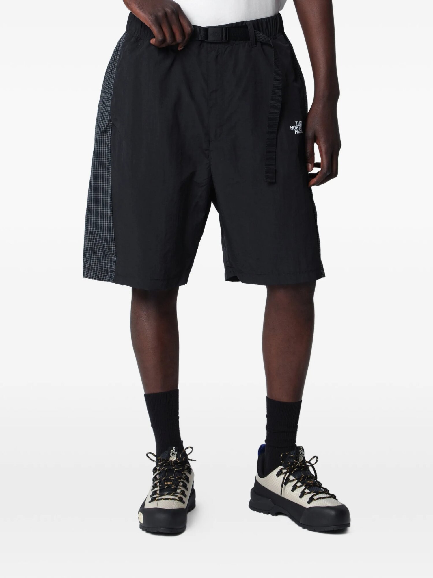 Шорты The North Face Pocket grid-pattern shorts, размер M, black/black — фото 1