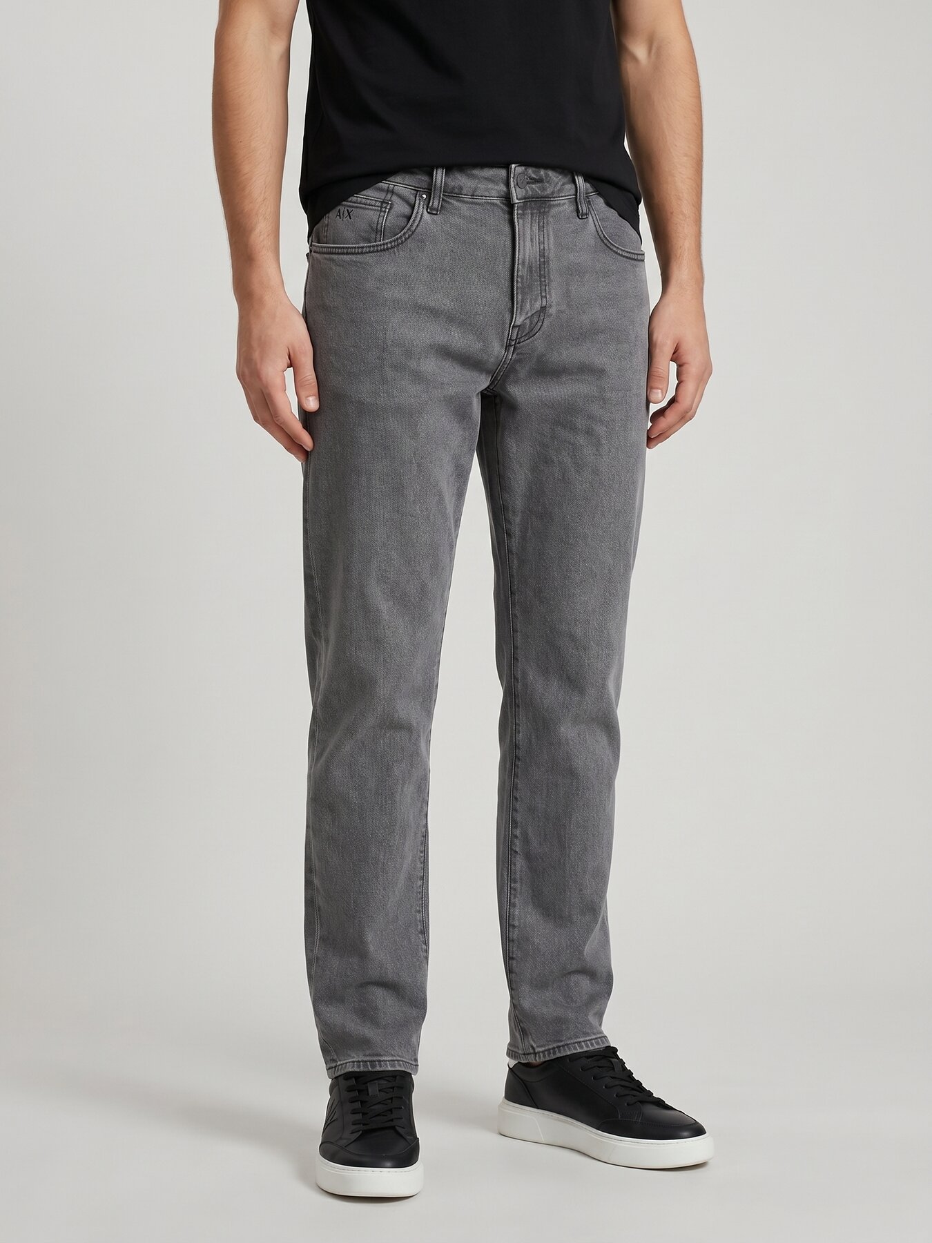 Джинсы Armani Exchange, размер 33, серый