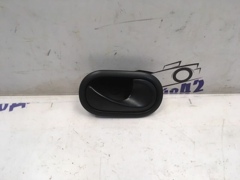 Ручка двери внутренняя Renault Megane 2004 8200843629 LM K4MT760, передняя правая (с пробегом)