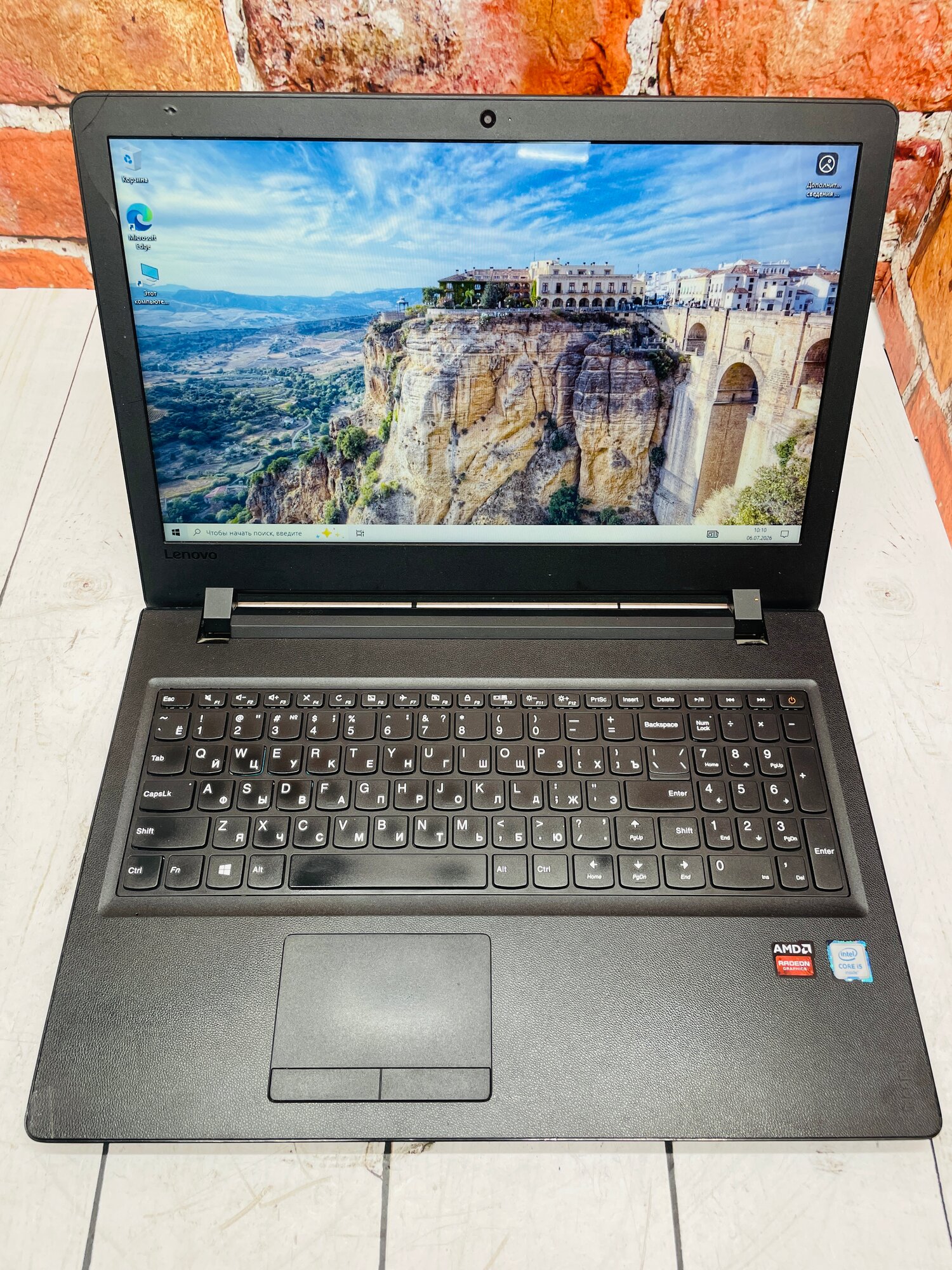 Игровой ноутбук 15,6, Lenovo 110-15ISK, Intel Core i5 6200U, 6 Gb DDR4, 500 Gb HDD, AMD Radeon R5 m330