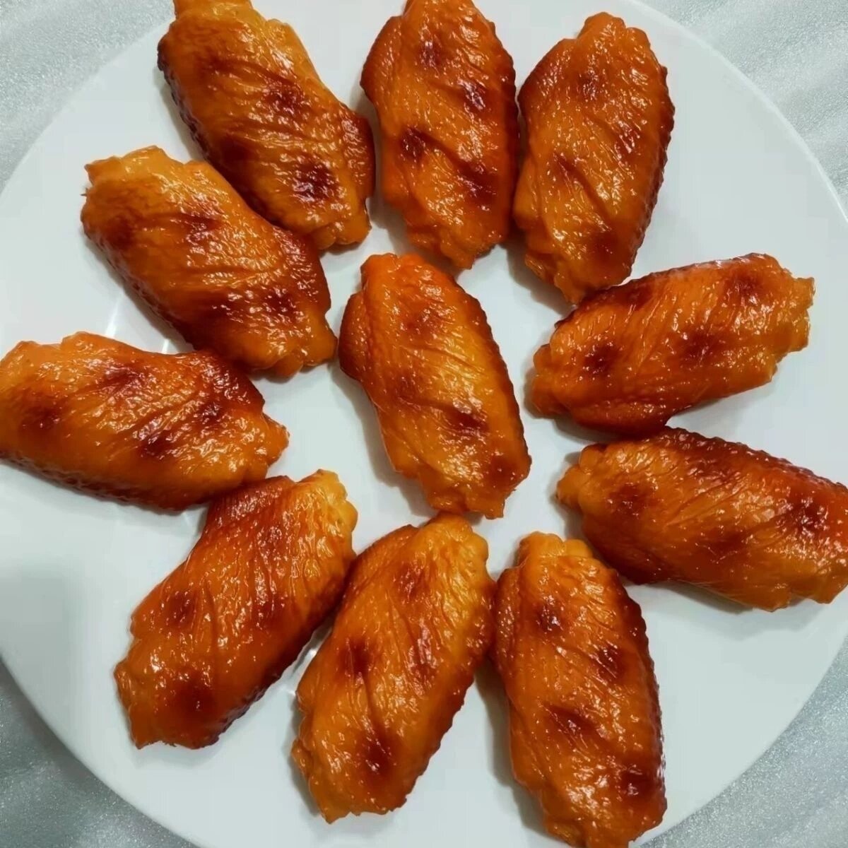 Реалистичные пластиковые модели куриной окорочковой части для кухонного декора - 10 шт