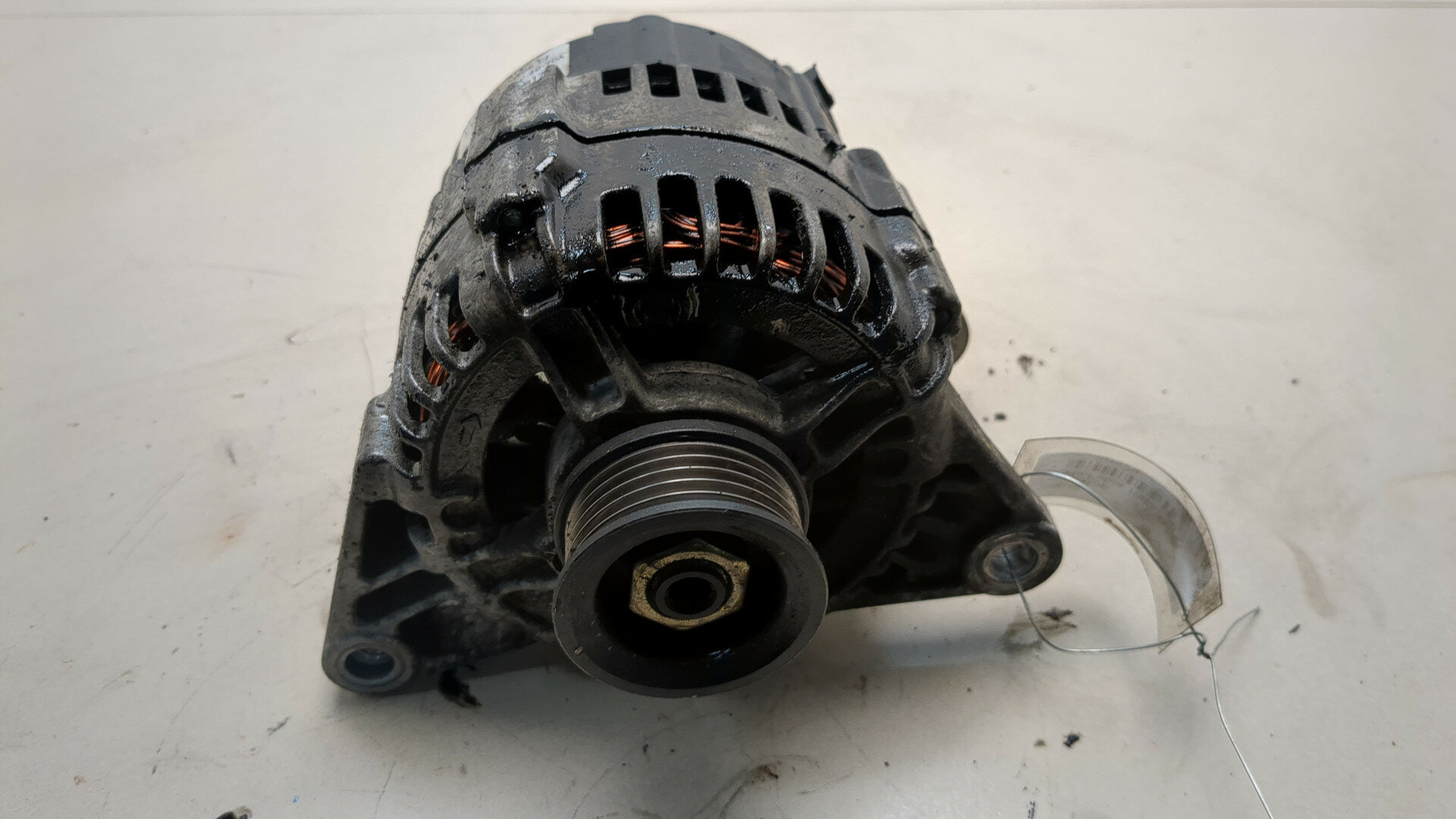 Генератор Skoda Fabia Б/У