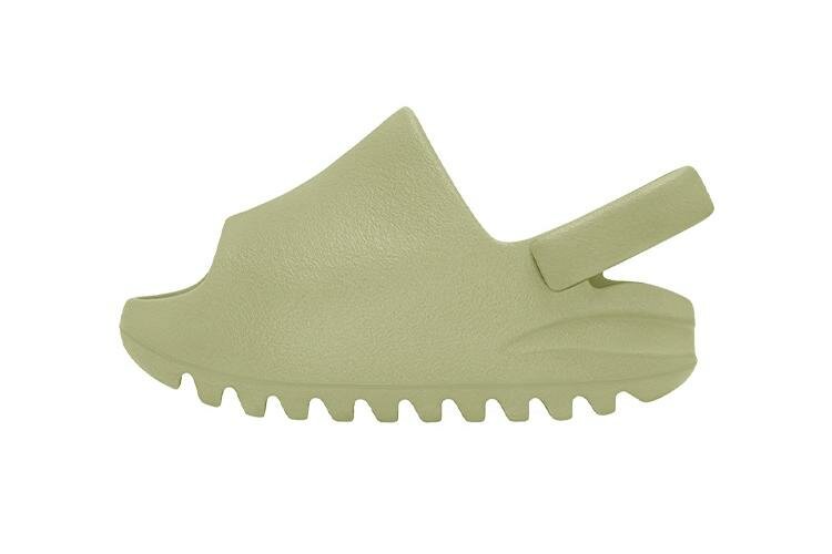 Шлёпанцы Yeezy
