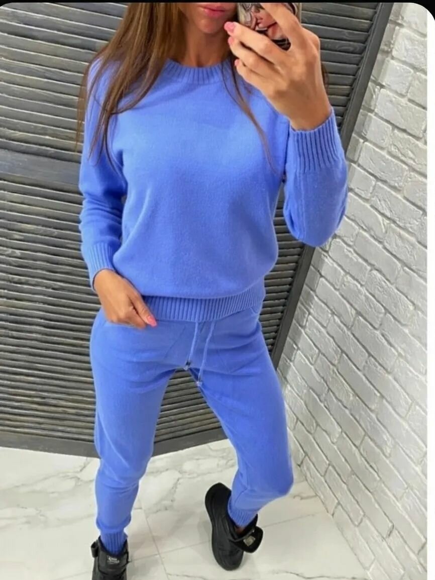 Костюм спортивный женский трикотажный демисезонный утепленный на тонком флисе с принтом на весну осень