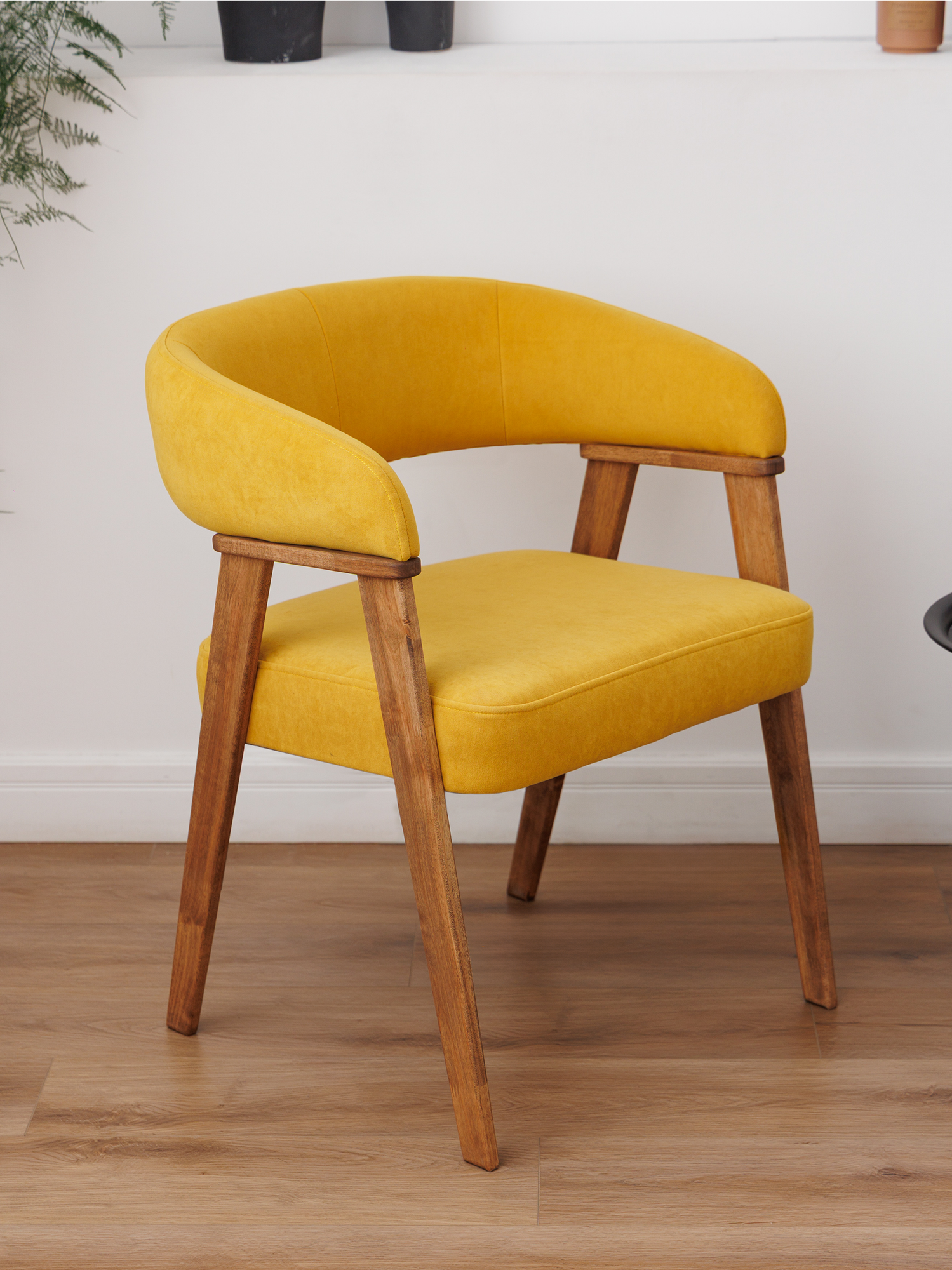 Стул мягкий для кухни и дома