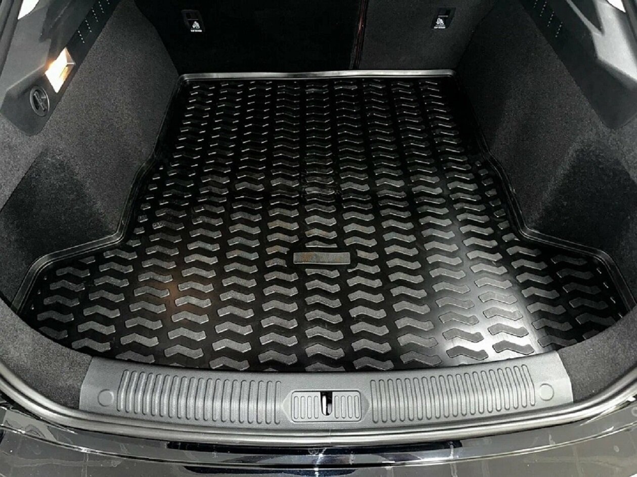 FAW Bestune B70 (2020-) модельный коврик в багажник