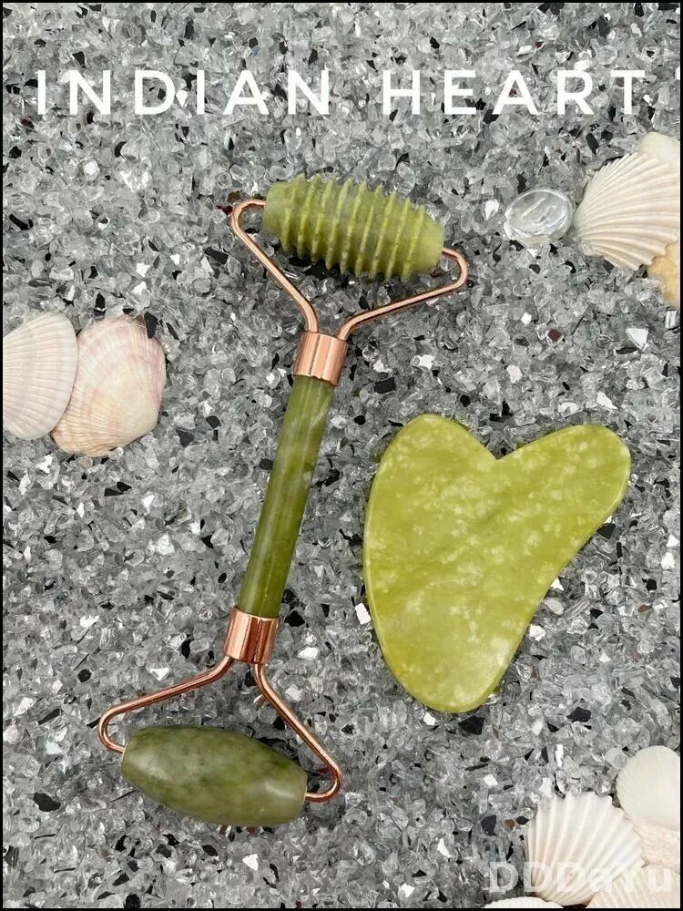 Эксклюзивный набор нефритовых инструментов для массажа лица с мезороллером и скребком гуаша