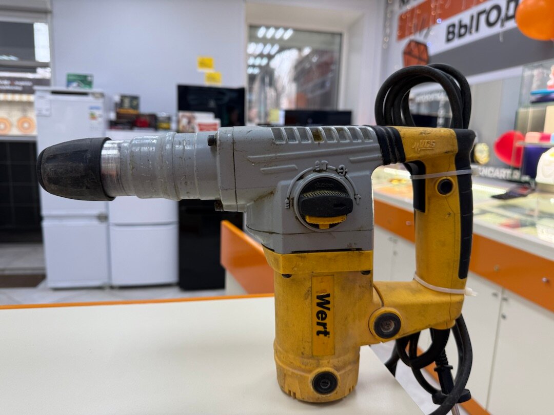Перфоратор Wert ERH 1128HRE Sds+, 1100Вт, 3 режима, 4Дж, б/у, уценка