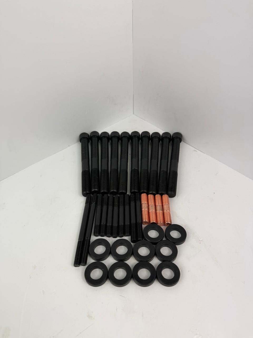 Комплект болтов ГБЦ 405, 406, 409 ЗМЗ Евро-3 (длина болтов ГБ 127 мм) с гайками