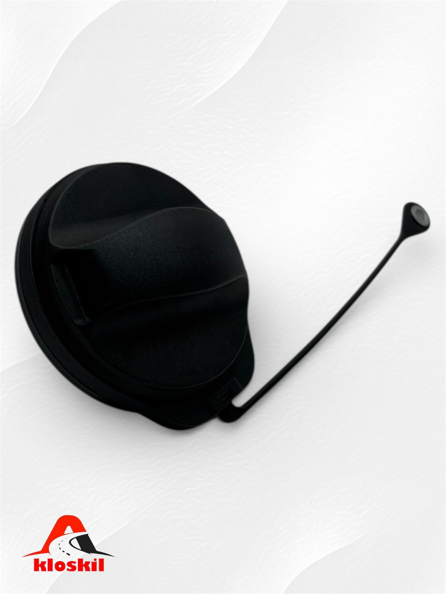 Крышка бензобака 2108, 2110, 2170, 1118, 2123, 2190 (универсальная с поводком)