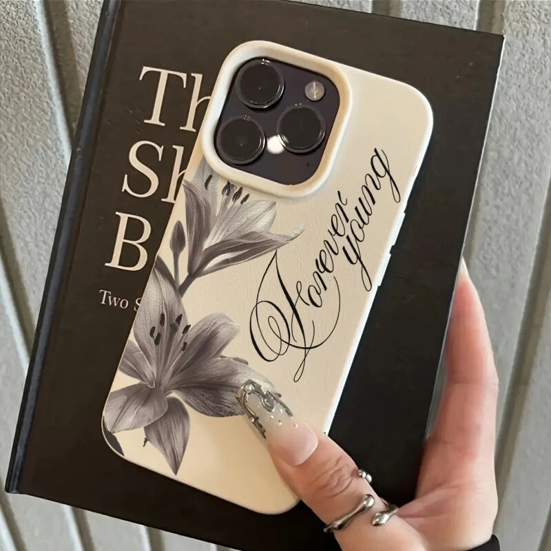 Чехол для телефона с узором «Лилия» в стиле рисунка тушью для iPhone 17 Айфон 16 Про, Слоновая кость