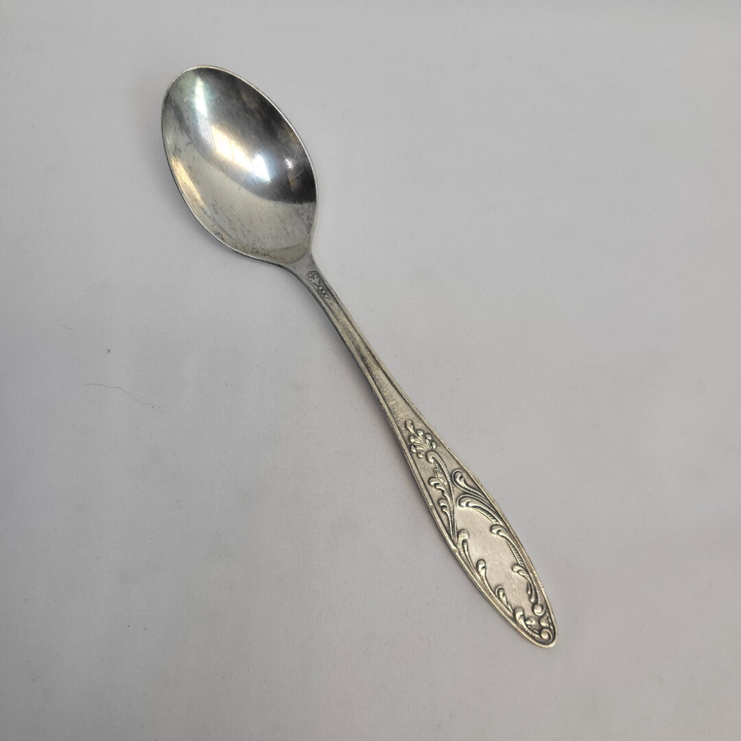 Винтажная десертная ложка Пламя, мельхиор, Кольчугино. СССР.