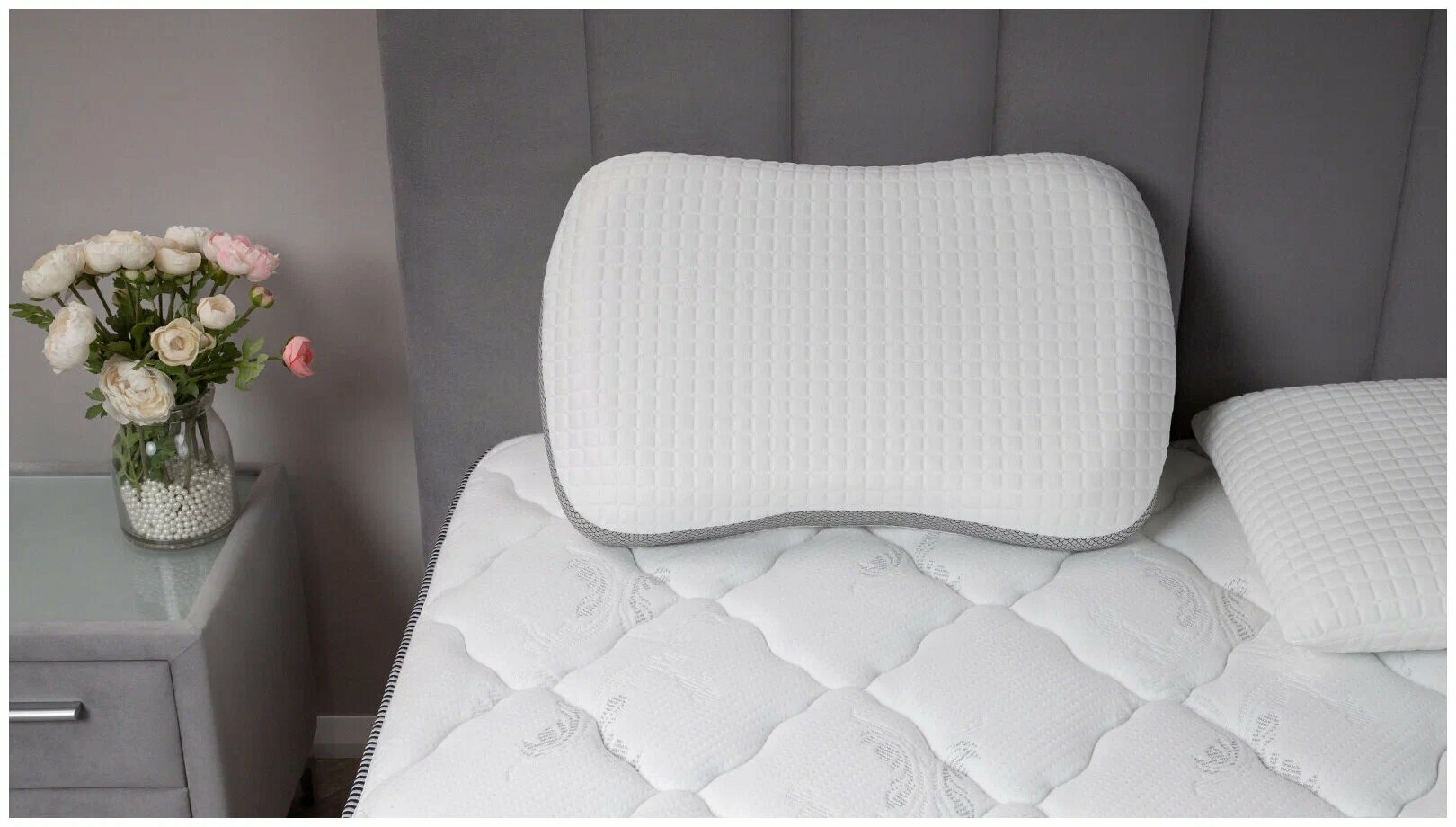 Анатомическая подушка Vanila Ice New, пена с эффектом памяти, съёмный чехол, белый, 65x43 см