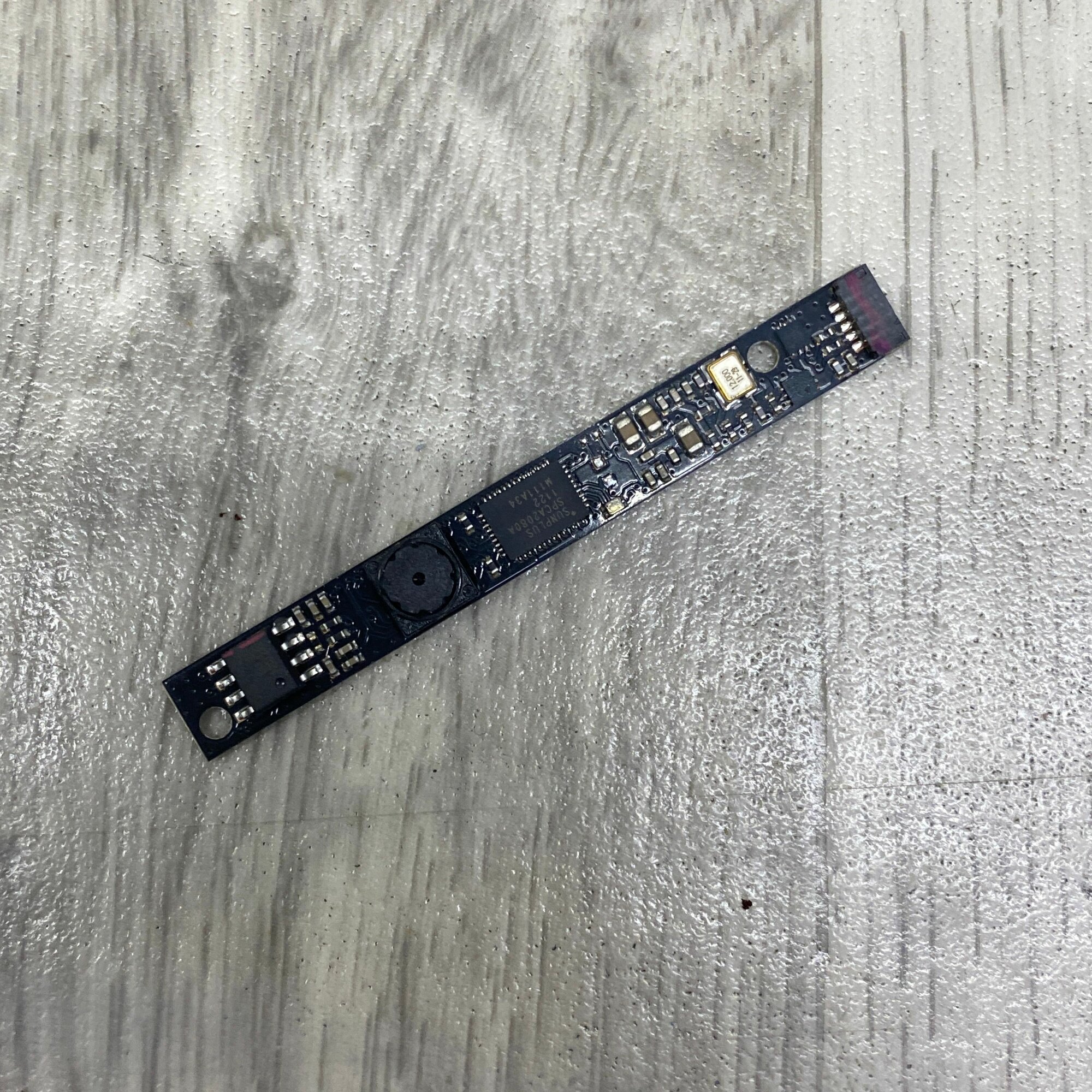 Камера Samsung NP300E5C