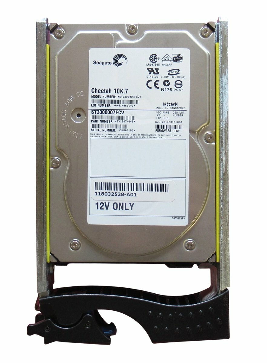 EMC EMC 300Gb 10000 Fibre Channel 3.5" HDD 100-880-875