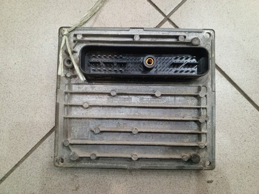 Блок управления двигателем от Ford Focus 2 2004-2008