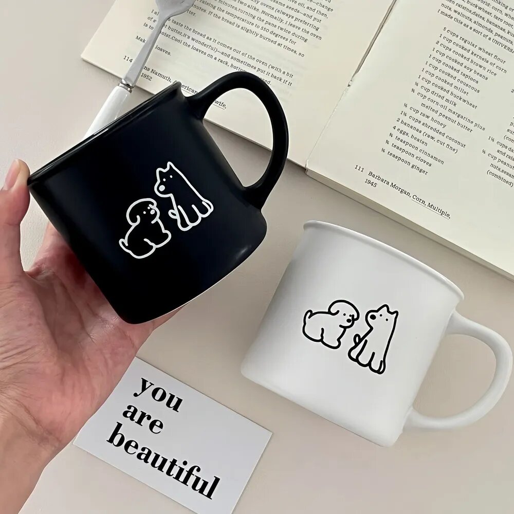 Кружка с принтом "drink more coffee" и милыми собаками, 350 мл, керамика, кремовый — фото 1