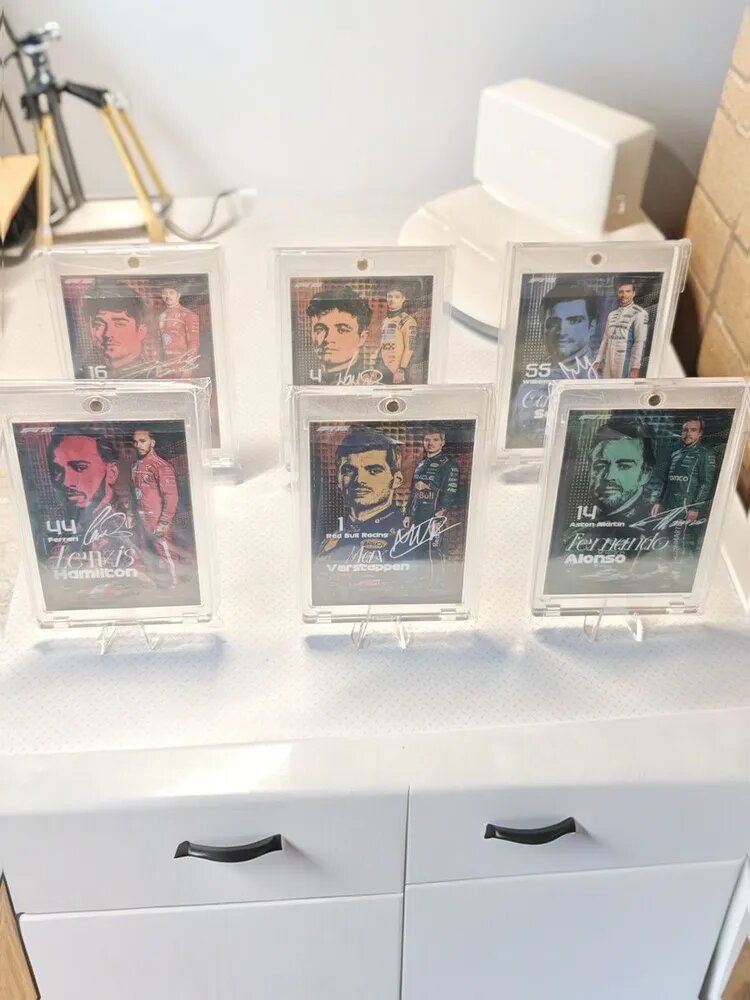 Коллекционная карточка TOPPS F1 Racing (6 в 1)