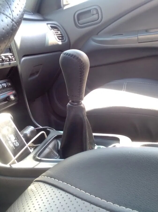 Оплетка на ручку КПП Nissan Almera Classic