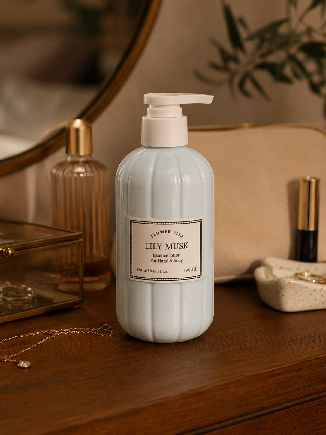 BANDI Лосьон для рук Flower Vita Essence Lotion Lily Musk 250 мл