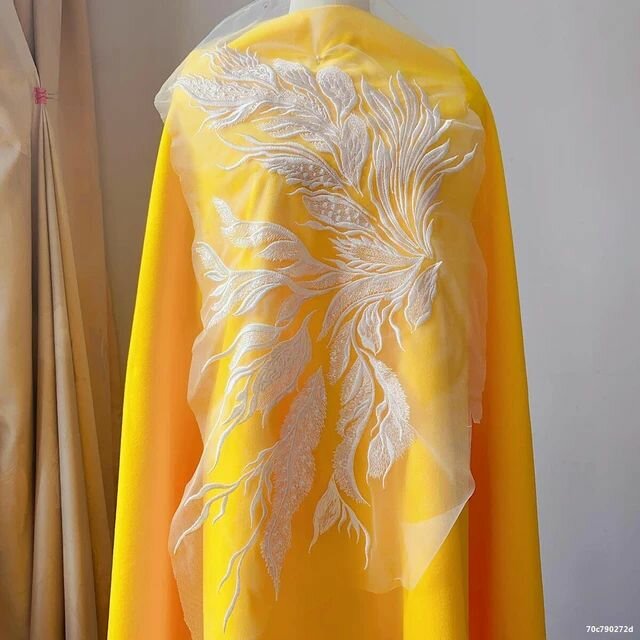 Декор пришивной с пайетками 64*30см