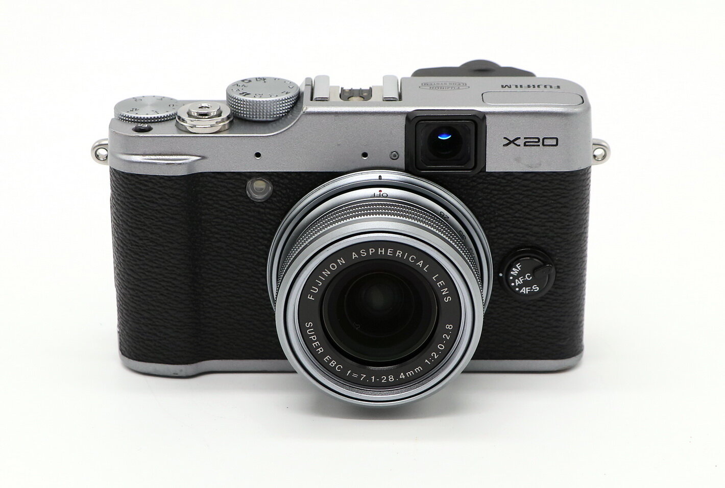 Компактная цифровая фотокамера Fujifilm X20