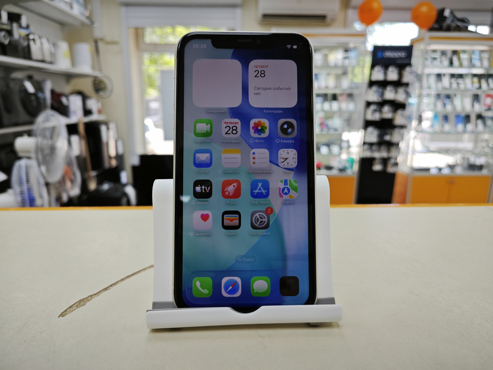 Смартфон Apple iPhone 11 64GB White (белый), Уценка Б/У