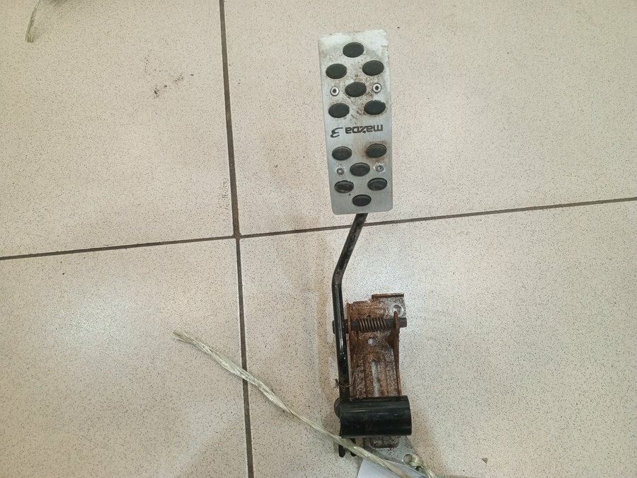 Педаль газа от Mazda 3 bk 2003-2009