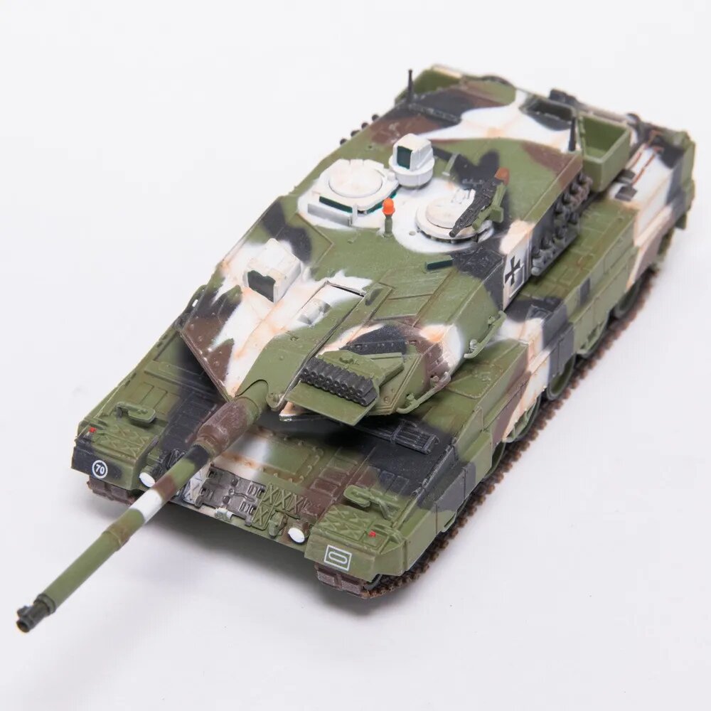 Масштабная модель основного боевого танка Leopard 2A6 коллекционная фигурка