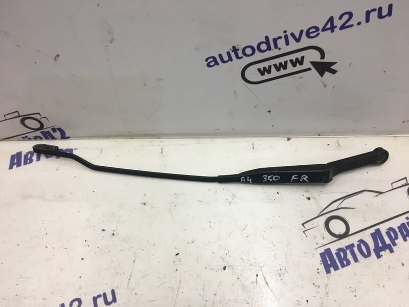 Держатель щетки стеклоочистителя Audi A4 1998 8D1955408A 8D5 ADR, правый (с пробегом)