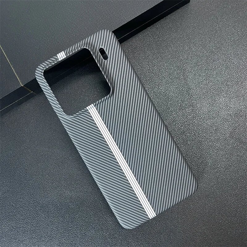 Серый карбоновый чехол для Xiaomi 13