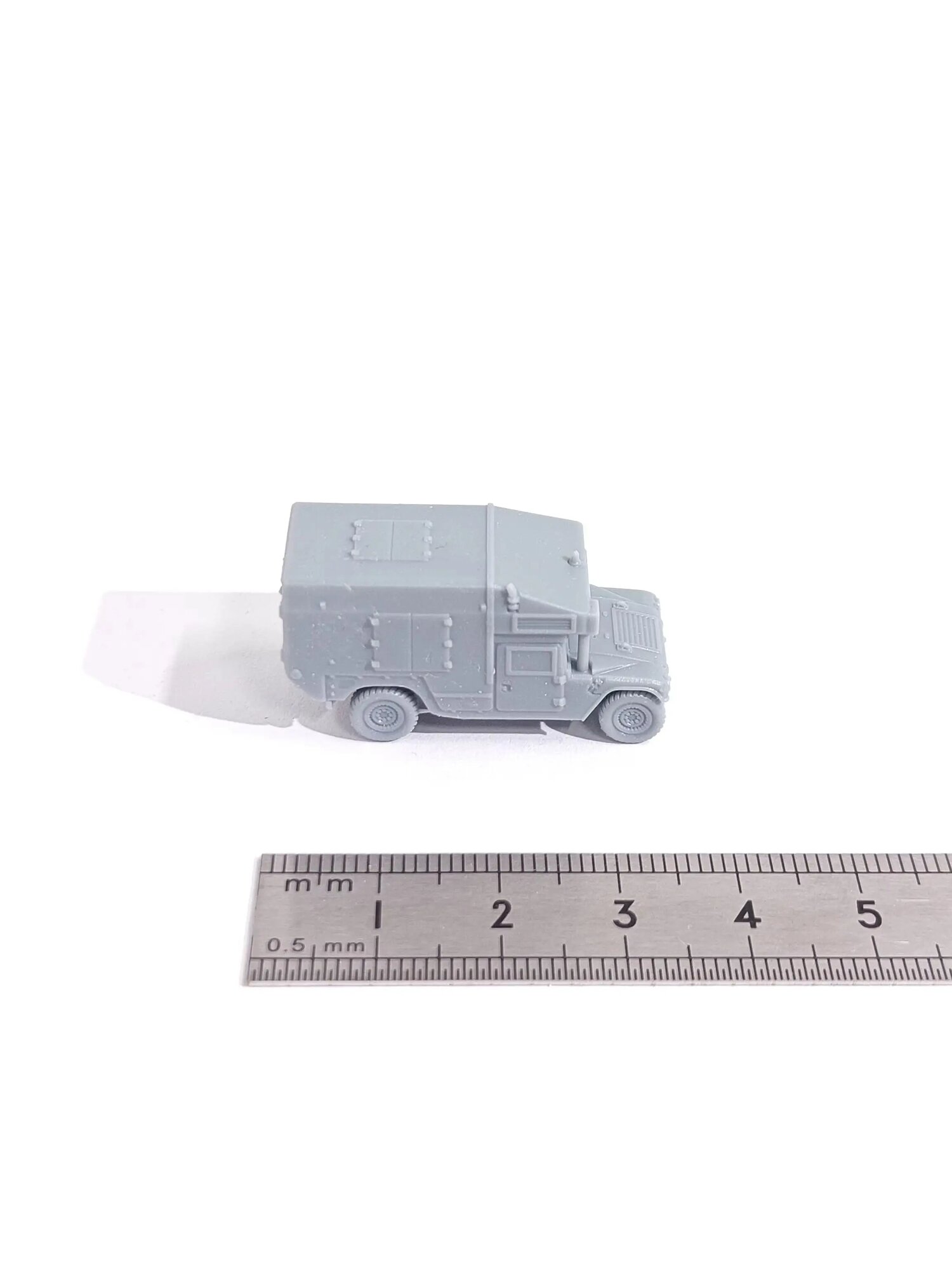 Tusk Model 1/144 Scale Humvee 2-CT Ambulance Model Kit