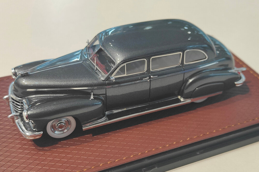 Cadillac series 75 fleetwood 1947 gunmetal (limited 154/199 pcs) / кадиллак серия 75 флитвуд ганметал лимитированная серия 154/199 шт