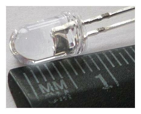 D 5мм УФ ультрафиолетовый UV 20000 mcd 3,3-3,6V 400-405nm светодиод